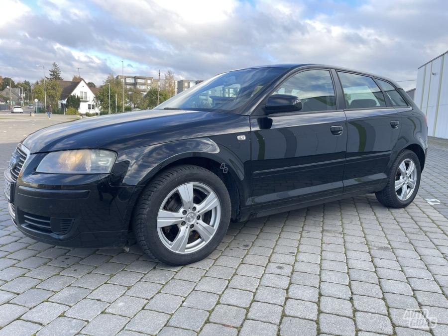 Black Audi A3 2008 in Raseiniai, with an engine capacity of 1.60 L and mileage of 280 thousand km for 2500 €, photo 4 on AUTOMOTO.COM.LV