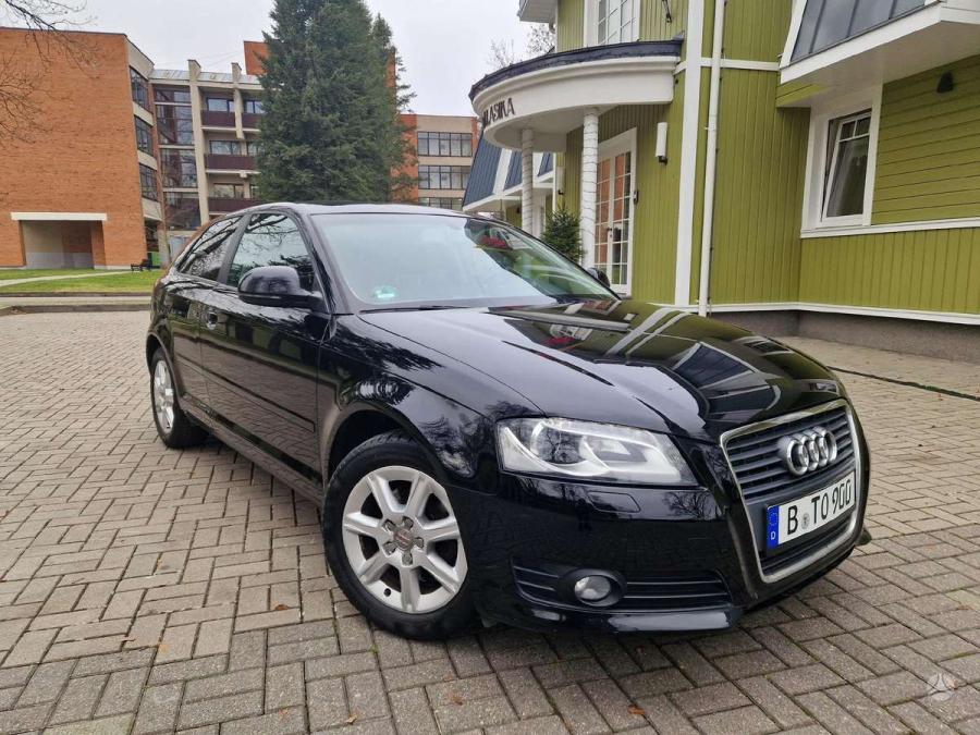 Black Audi A3 2009 in Prienai, with an engine capacity of 1.39 L and mileage of 224 thousand km for 4299 €, photo 2 on AUTOMOTO.COM.LV