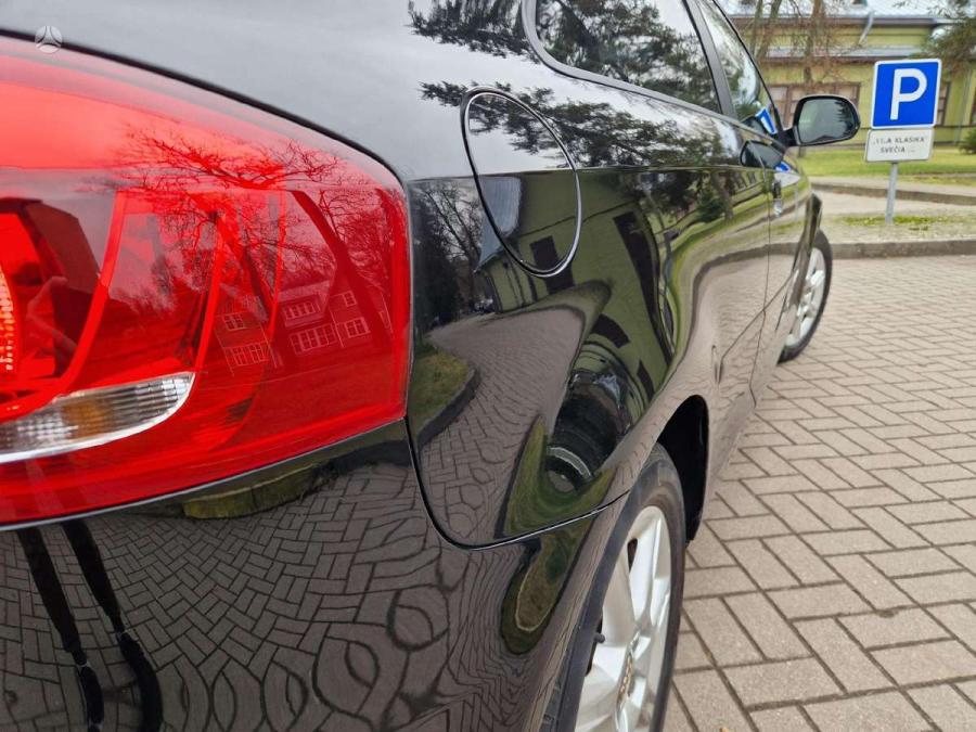 Black Audi A3 2009 in Prienai, with an engine capacity of 1.39 L and mileage of 224 thousand km for 4299 €, photo 5 on AUTOMOTO.COM.LV