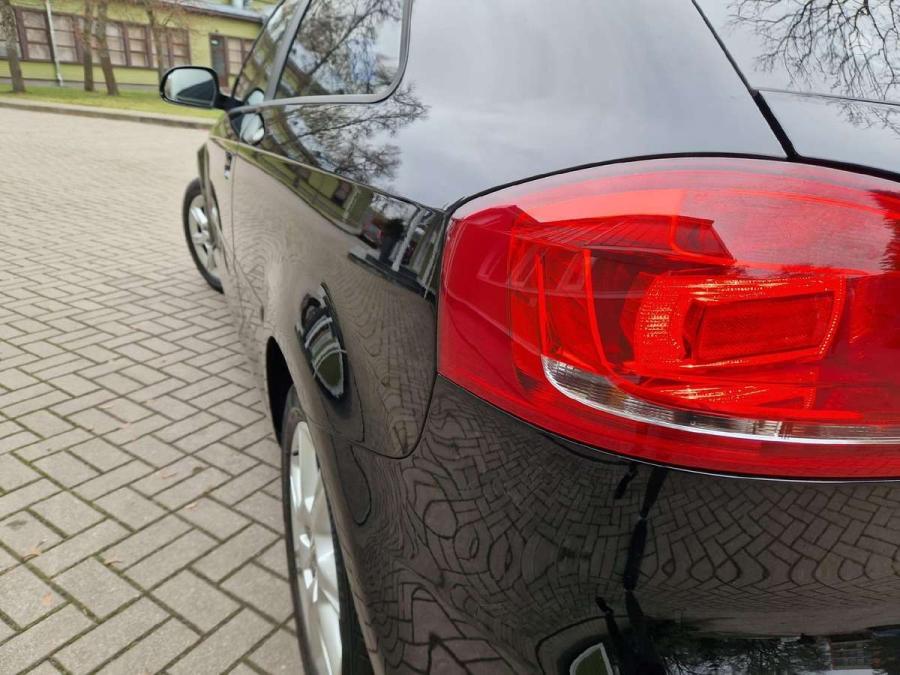 Black Audi A3 2009 in Prienai, with an engine capacity of 1.39 L and mileage of 224 thousand km for 4299 €, photo 6 on AUTOMOTO.COM.LV