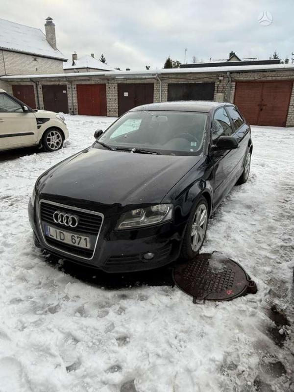 Black Audi A3 2009 in Kaunas, with an engine capacity of 1.39 L and mileage of 322 thousand km for 1800 €, photo 4 on AUTOMOTO.COM.LV