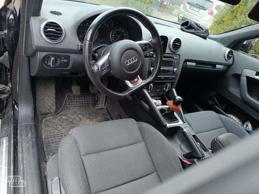 Melns Audi A3 2009 Panevēža, ar dzinēja tilpumu 2.00 L un nobraukumu 240 tūkst. km par 5250 €, foto 5 vietnē AUTOMOTO.COM.LV