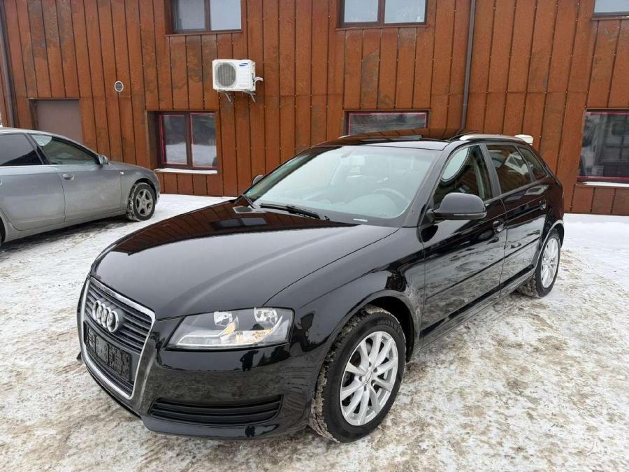 Black Audi A3 2009 in Marijampole, with an engine capacity of 1.39 L and mileage of 200 thousand km for 5000 €, photo 1 on AUTOMOTO.COM.LV