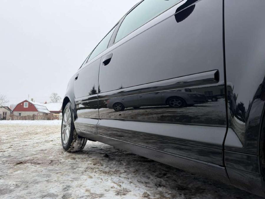 Black Audi A3 2009 in Marijampole, with an engine capacity of 1.39 L and mileage of 200 thousand km for 5000 €, photo 27 on AUTOMOTO.COM.LV