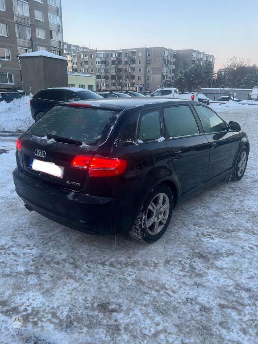 Melns Audi A3 2009 Viļņa, ar dzinēja tilpumu 2.00 L un nobraukumu 280 tūkst. km par 3550 €, foto 3 vietnē AUTOMOTO.COM.LV