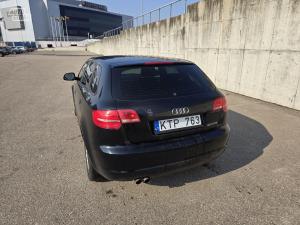 Black Audi A3 2009 in Vilnius, with an engine capacity of 2.00 L and mileage of 393 thousand km for 3100 €, photo 4 on AUTOMOTO.COM.LV