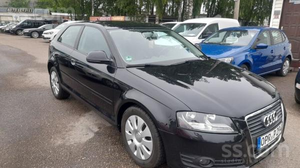 Black Audi A3 2009 in Riga, with an engine capacity of 2.00 L and mileage of 285 thousand km for 4200 €, photo 3 on AUTOMOTO.COM.LV