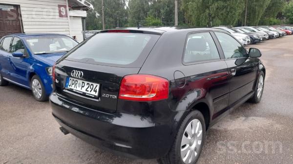 Black Audi A3 2009 in Riga, with an engine capacity of 2.00 L and mileage of 285 thousand km for 4200 €, photo 4 on AUTOMOTO.COM.LV