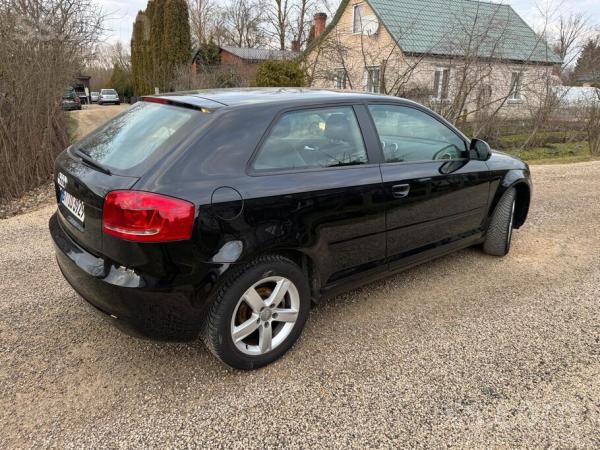 Melns Audi A3 2009 Ludza, ar dzinēja tilpumu 1.90 L un nobraukumu 0 tūkst. km par 4000 €, foto 10 vietnē AUTOMOTO.COM.LV