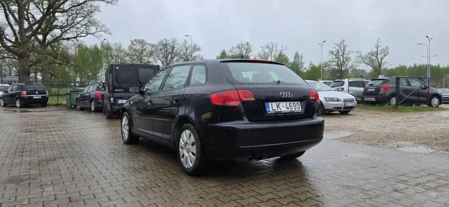 Melns Audi A3 2009 Valmiera, ar dzinēja tilpumu 2.00 L un nobraukumu 327 tūkst. km par 1950 €, foto 5 vietnē AUTOMOTO.COM.LV