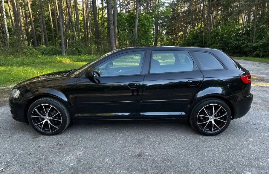 Black Audi A3 2009 in Jurmala, with an engine capacity of 1.40 L and mileage of 151 thousand km for 4999 €, photo 10 on AUTOMOTO.COM.LV