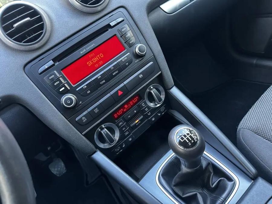 Black Audi A3 2009 in Jurmala, with an engine capacity of 1.40 L and mileage of 151 thousand km for 4999 €, photo 25 on AUTOMOTO.COM.LV