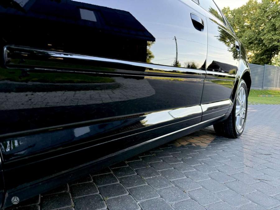 Black Audi A3 2009 in Vilnius, with an engine capacity of 2.00 L and mileage of 283 thousand km for 4400 €, photo 12 on AUTOMOTO.COM.LV