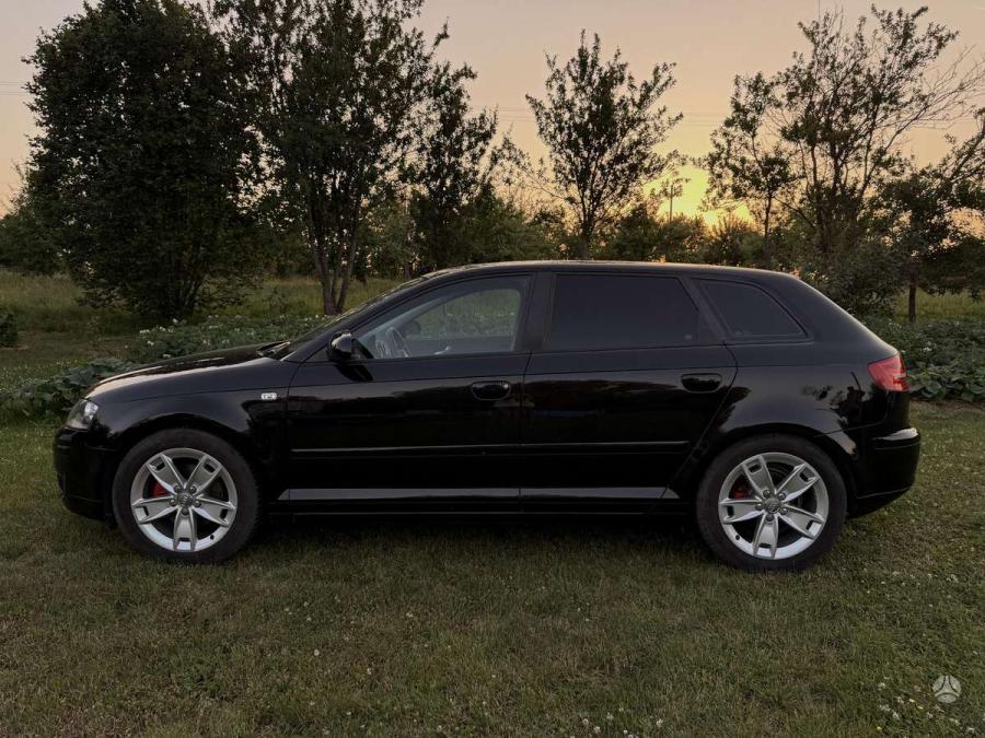 Black Audi A3 2009 in Marijampole, with an engine capacity of 1.78 L and mileage of 161 thousand km for 3900 €, photo 7 on AUTOMOTO.COM.LV
