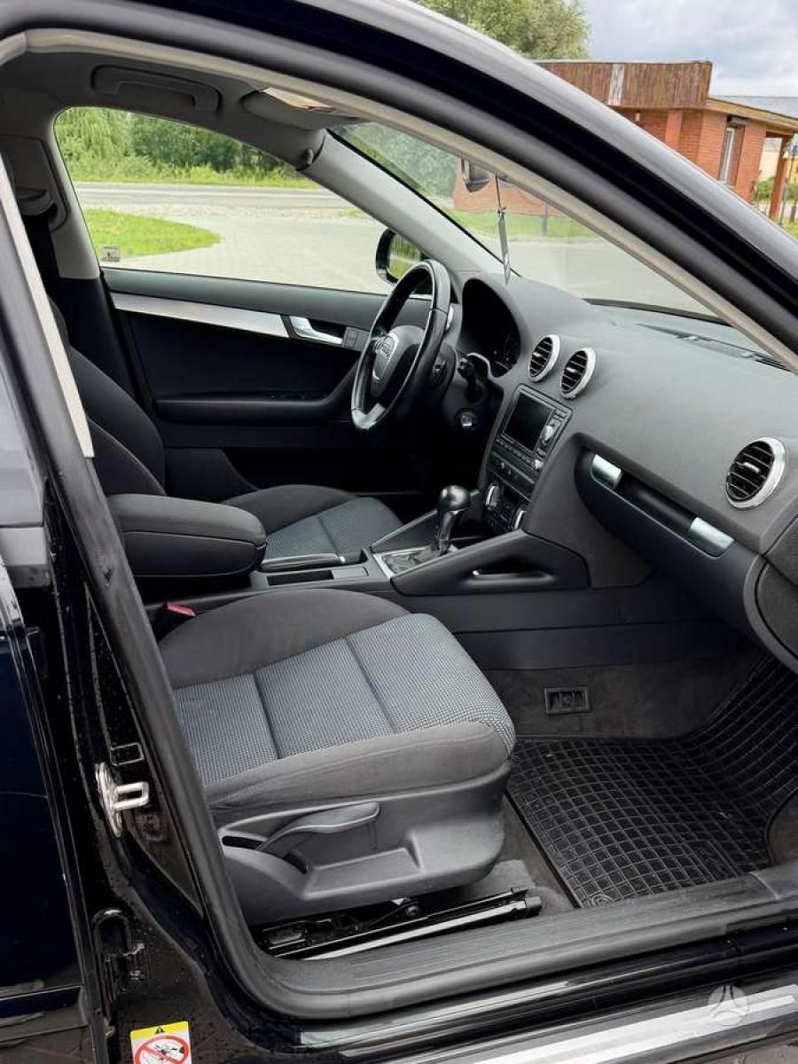 Black Audi A3 2009 in Kaunas, with an engine capacity of 1.97 L and mileage of 316 thousand km for 4300 €, photo 9 on AUTOMOTO.COM.LV