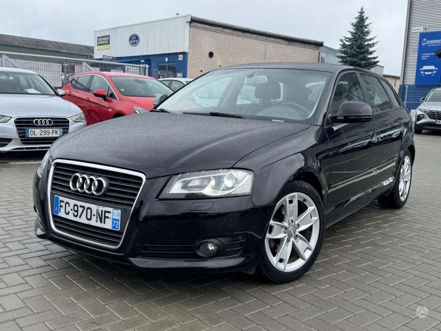 Black Audi A3 2009 in Taurage, with an engine capacity of 1.39 L and mileage of 282 thousand km for 4500 €, photo 1 on AUTOMOTO.COM.LV