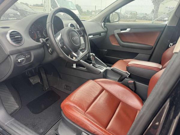 Black Audi A3 2009 in Taurage, with an engine capacity of 1.39 L and mileage of 282 thousand km for 4500 €, photo 7 on AUTOMOTO.COM.LV