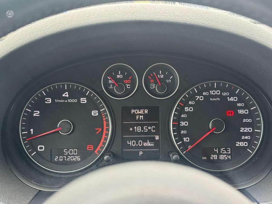 Black Audi A3 2009 in Taurage, with an engine capacity of 1.39 L and mileage of 282 thousand km for 4500 €, photo 13 on AUTOMOTO.COM.LV