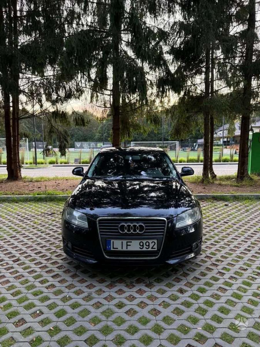 Black Audi A3 2009 in Vilnius, with an engine capacity of 1.97 L and mileage of 305 thousand km for 2500 €, photo 5 on AUTOMOTO.COM.LV