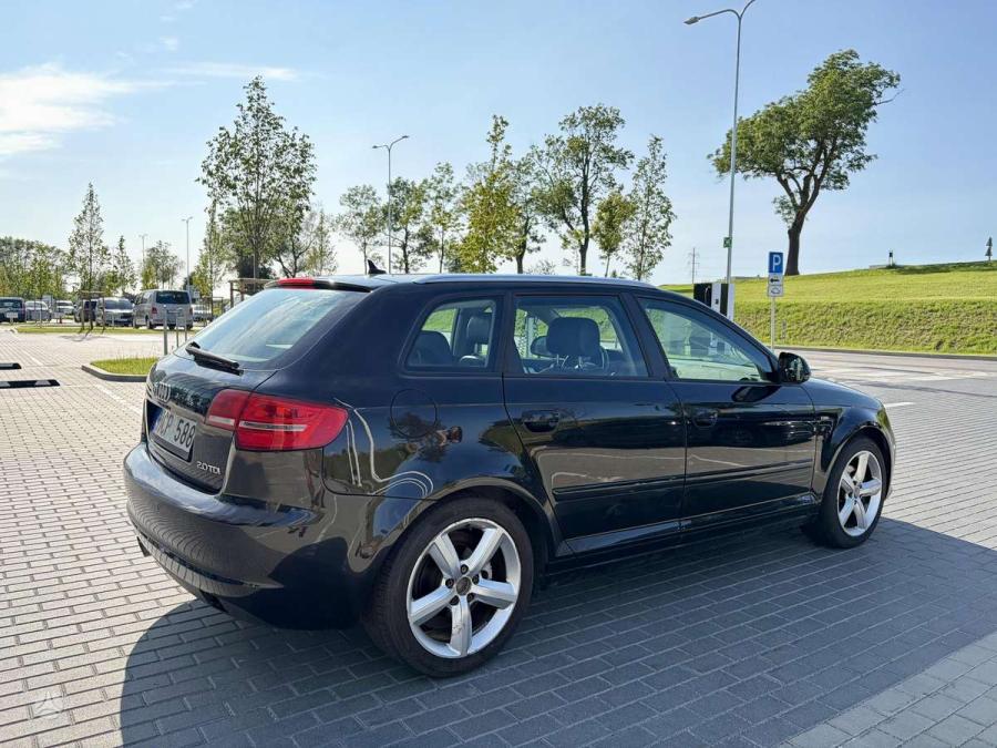 Black Audi A3 2009 in Klaipeda, with an engine capacity of 1.97 L and mileage of 384 thousand km for 3800 €, photo 3 on AUTOMOTO.COM.LV