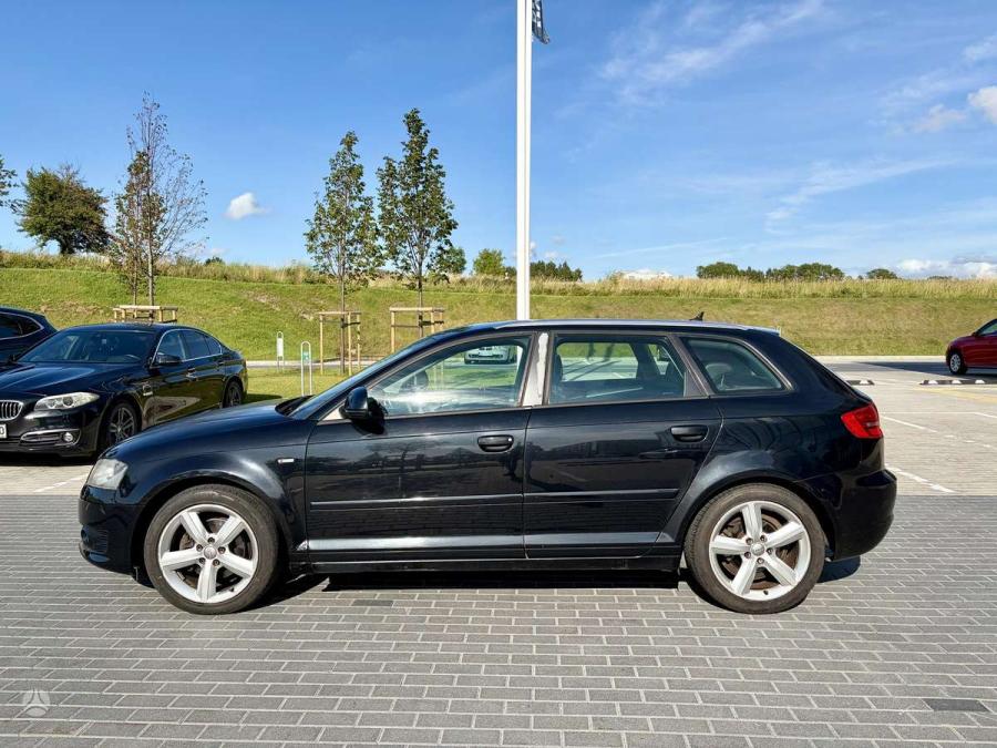 Black Audi A3 2009 in Klaipeda, with an engine capacity of 1.97 L and mileage of 384 thousand km for 3800 €, photo 6 on AUTOMOTO.COM.LV