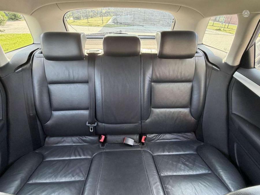 Black Audi A3 2009 in Klaipeda, with an engine capacity of 1.97 L and mileage of 384 thousand km for 3800 €, photo 10 on AUTOMOTO.COM.LV