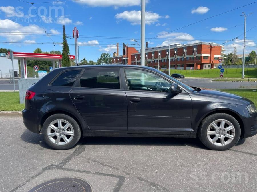 Melns Audi A3 2009 Rīga, ar dzinēja tilpumu 1.40 L un nobraukumu 255 tūkst. km par 3900 €, foto 4 vietnē AUTOMOTO.COM.LV
