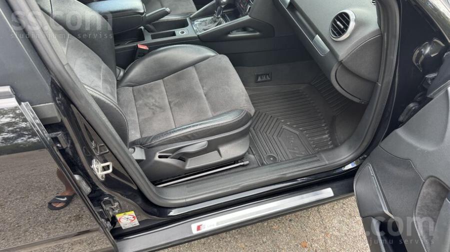 Black Audi A3 2009 in Tukums, with an engine capacity of 2.00 L and mileage of 320 thousand km for 5450 €, photo 21 on AUTOMOTO.COM.LV