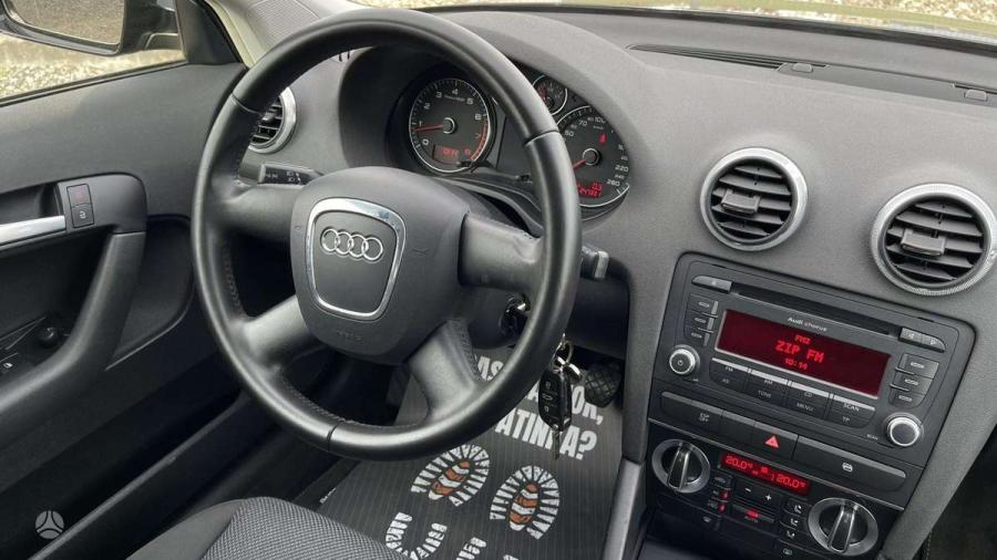 Black Audi A3 2009 in Marijampole, with an engine capacity of 1.39 L and mileage of 247 thousand km for 4690 €, photo 3 on AUTOMOTO.COM.LV