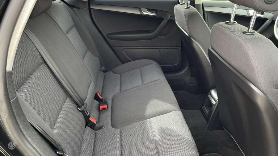 Black Audi A3 2009 in Marijampole, with an engine capacity of 1.39 L and mileage of 247 thousand km for 4690 €, photo 26 on AUTOMOTO.COM.LV