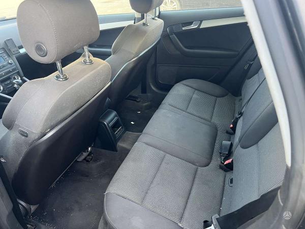 Черный Ауди А3 2009 в Каунас, объемом двигателя 1.39 л и пробегом 263 тыс. км за 2100 €, фото 10 на AUTOMOTO.COM.LV