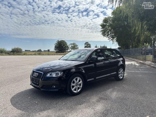 Audi A3 2009 in Marijampole on AUTOMOTO.COM.LV Black Audi A3 2009 in Marijampole, with an engine capacity of 1.40 L and mileage of 167 thousand km for 3999 €, photo 4 on AUTOMOTO.COM.LV
