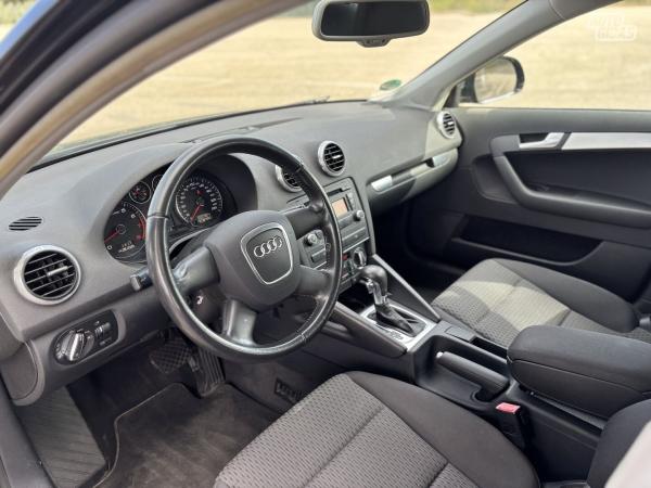 Audi A3 2009 in Marijampole on AUTOMOTO.COM.LV Black Audi A3 2009 in Marijampole, with an engine capacity of 1.40 L and mileage of 167 thousand km for 3999 €, photo 8 on AUTOMOTO.COM.LV
