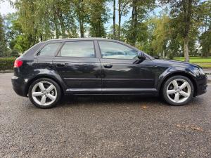 Black Audi A3 2009 in Ukmerge, with an engine capacity of 1.97 L and mileage of 385 thousand km for 3900 €, photo 6 on AUTOMOTO.COM.LV