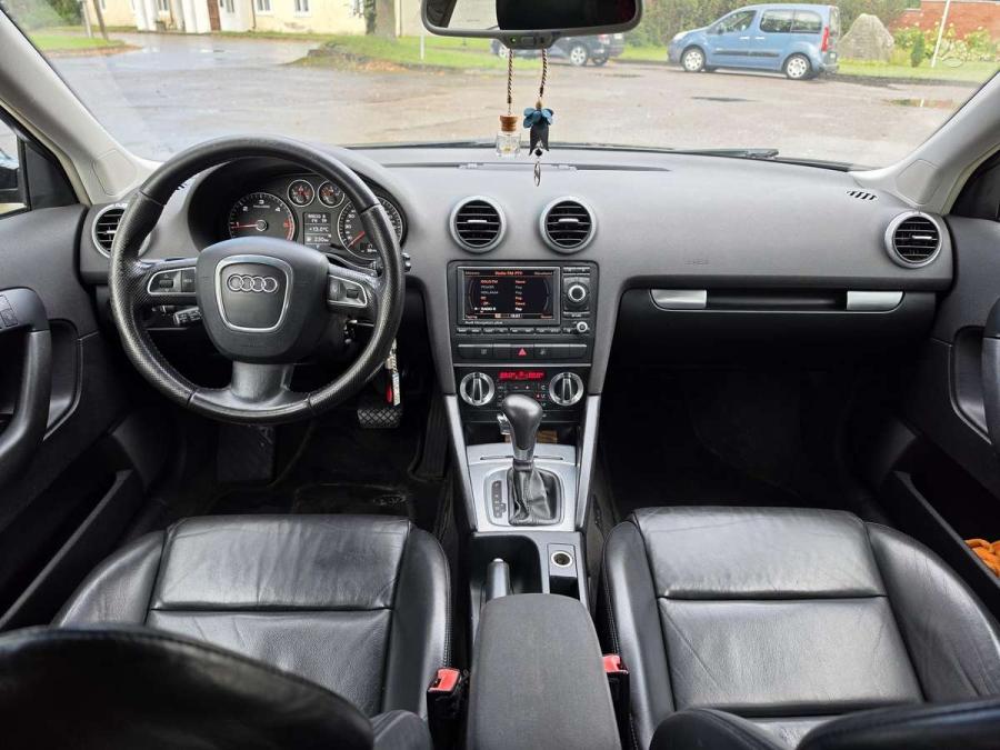 Black Audi A3 2009 in Ukmerge, with an engine capacity of 1.97 L and mileage of 385 thousand km for 3900 €, photo 11 on AUTOMOTO.COM.LV