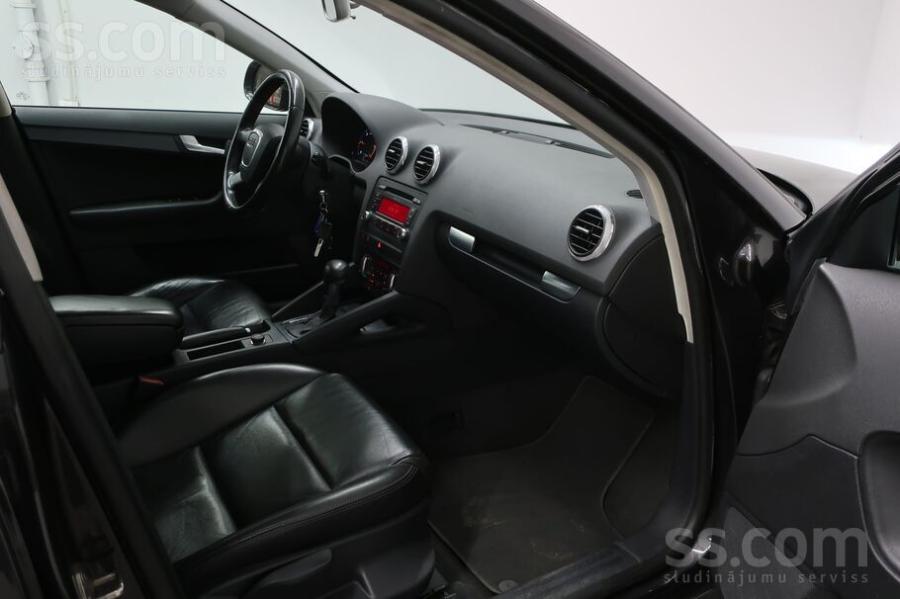 Melns Audi A3 2010 Rīga, ar dzinēja tilpumu 1.60 L un nobraukumu 274 tūkst. km par 1500 €, foto 11 vietnē AUTOMOTO.COM.LV