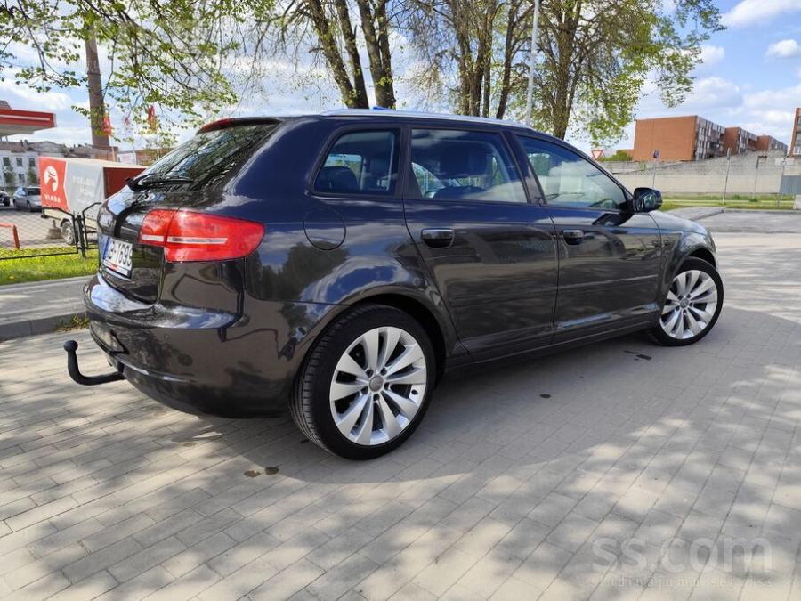Black Audi A3 2010 in Rezekne, with an engine capacity of 1.60 L and mileage of 0 thousand km for 2200 €, photo 8 on AUTOMOTO.COM.LV