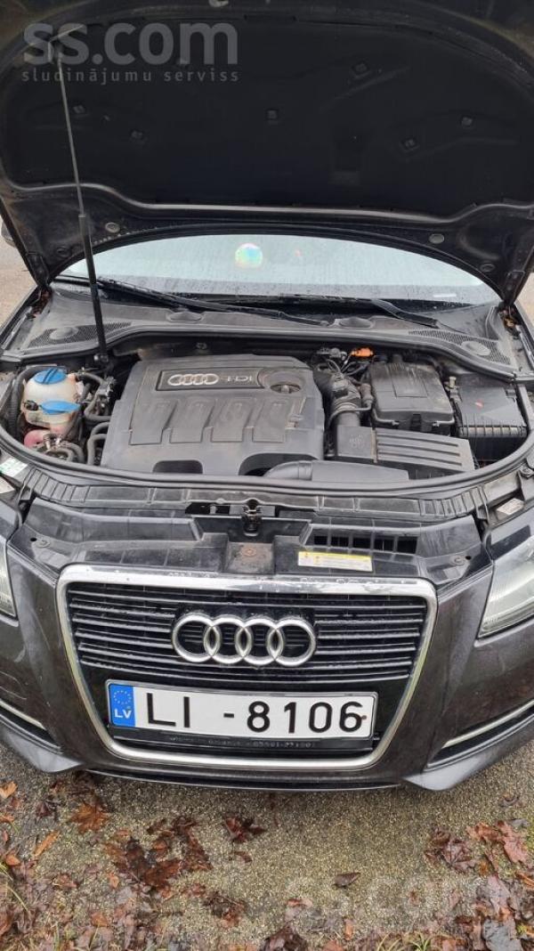 Black Audi A3 2010 in Riga, with an engine capacity of 1.60 L and mileage of 210 thousand km for 5900 €, photo 9 on AUTOMOTO.COM.LV