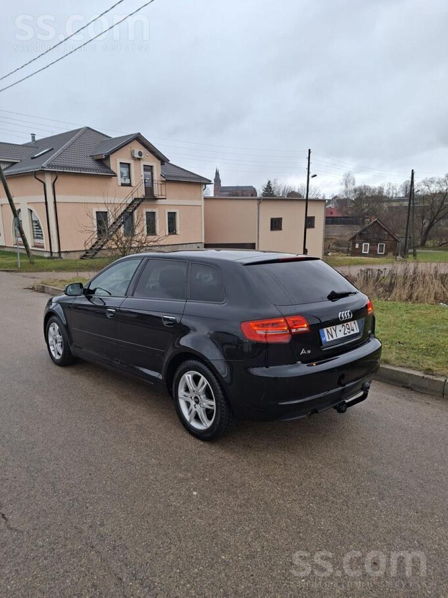 Melns Audi A3 2010 Rēzekne, ar dzinēja tilpumu 1.60 L un nobraukumu 338 tūkst. km par 6000 €, foto 4 vietnē AUTOMOTO.COM.LV