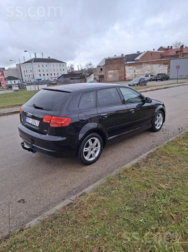 Black Audi A3 2010 in Rezekne, with an engine capacity of 1.60 L and mileage of 338 thousand km for 6000 €, photo 6 on AUTOMOTO.COM.LV
