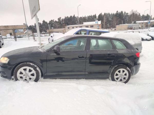 Black Audi A3 2010 in Utena, with an engine capacity of 1.97 L and mileage of 253 thousand km for 4600 €, photo 8 on AUTOMOTO.COM.LV