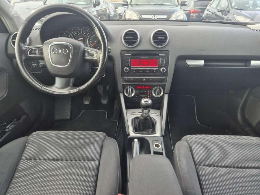 Black Audi A3 2010 in Utena, with an engine capacity of 1.97 L and mileage of 253 thousand km for 4600 €, photo 12 on AUTOMOTO.COM.LV