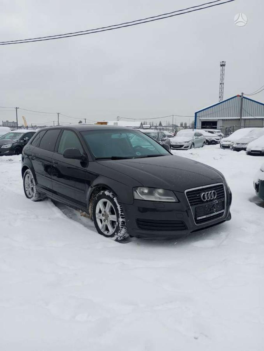 Melns Audi A3 2010 Kauņa, ar dzinēja tilpumu 1.60 L un nobraukumu 290 tūkst. km par 3900 €, foto 4 vietnē AUTOMOTO.COM.LV