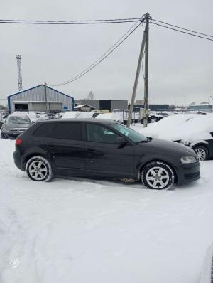 Melns Audi A3 2010 Kauņa, ar dzinēja tilpumu 1.60 L un nobraukumu 290 tūkst. km par 3900 €, foto 5 vietnē AUTOMOTO.COM.LV