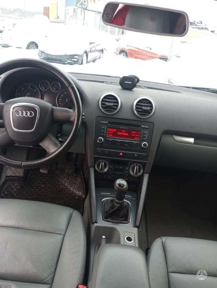 Melns Audi A3 2010 Kauņa, ar dzinēja tilpumu 1.60 L un nobraukumu 290 tūkst. km par 3900 €, foto 10 vietnē AUTOMOTO.COM.LV