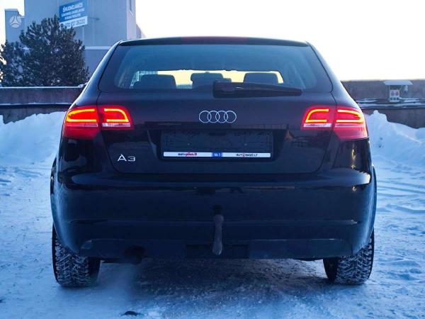 Black Audi A3 2010 in Siauliai, with an engine capacity of 1.60 L and mileage of 301 thousand km for 4200 €, photo 5 on AUTOMOTO.COM.LV