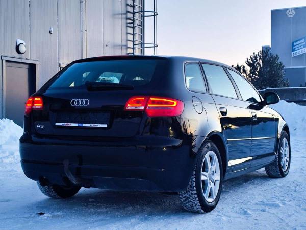 Black Audi A3 2010 in Siauliai, with an engine capacity of 1.60 L and mileage of 301 thousand km for 4200 €, photo 7 on AUTOMOTO.COM.LV