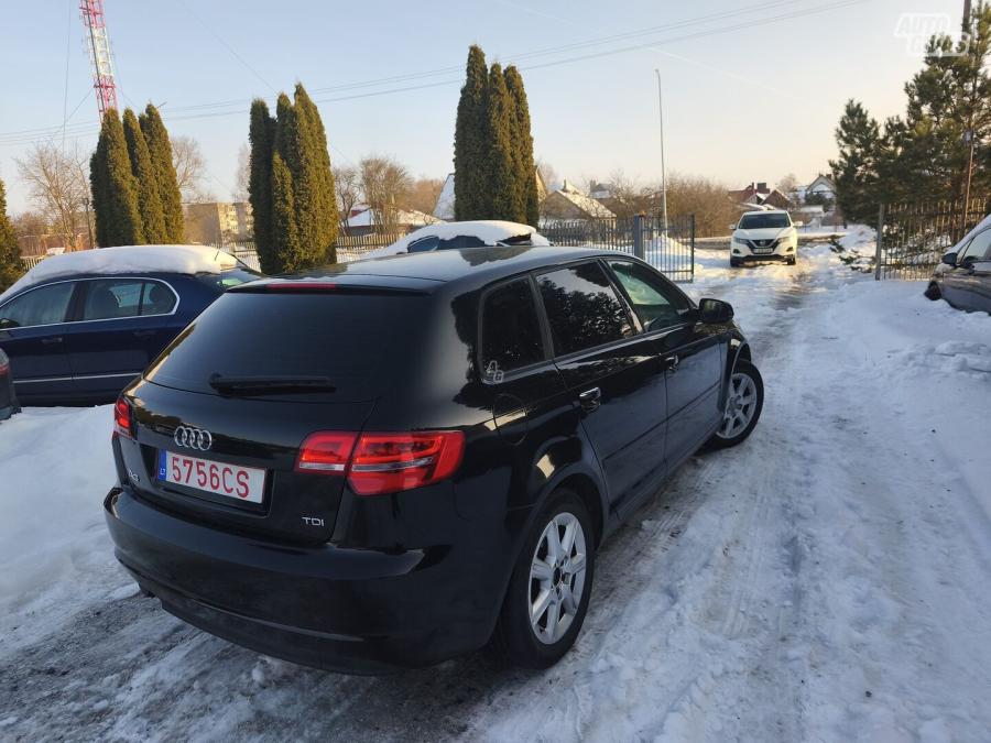 Melns Audi A3 2010 Jurbarkas, ar dzinēja tilpumu 2.00 L un nobraukumu 241 tūkst. km par 3800 €, foto 4 vietnē AUTOMOTO.COM.LV