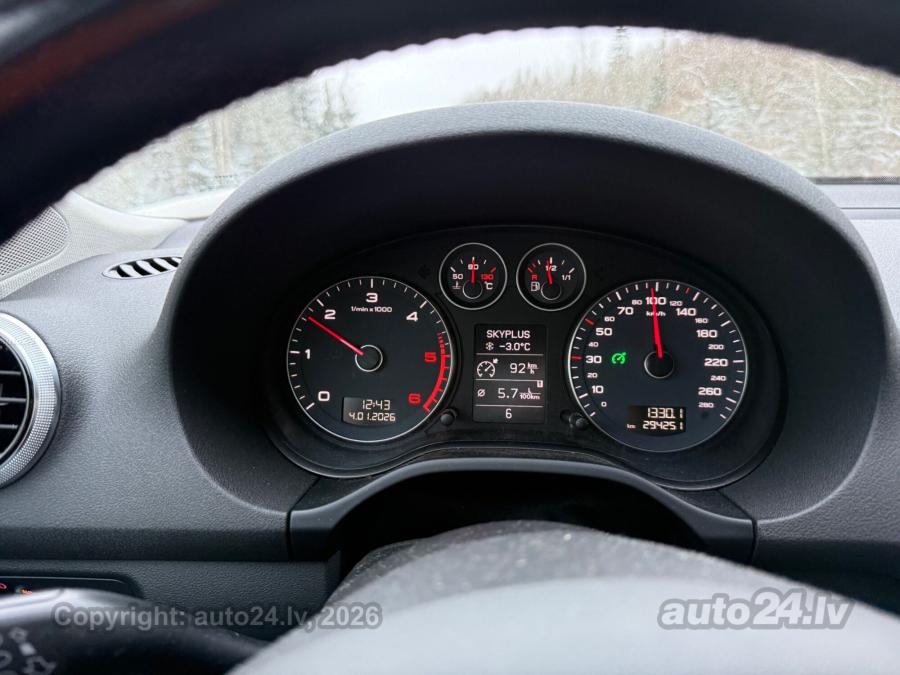Black Audi A3 2010 in Tartu, with an engine capacity of 2.00 L and mileage of 300 thousand km for 7000 €, photo 8 on AUTOMOTO.COM.LV