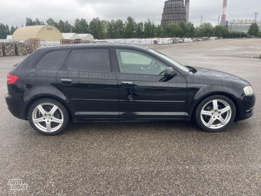 Melns Audi A3 2010 Kauņa, ar dzinēja tilpumu 1.60 L un nobraukumu 257 tūkst. km par 4500 €, foto 8 vietnē AUTOMOTO.COM.LV